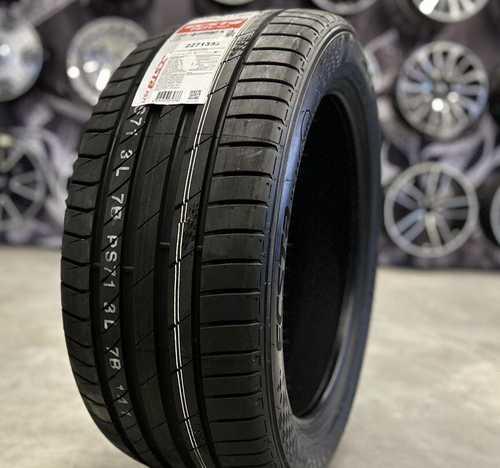 Kumho Ecsta PS71 235/45 R17 97Y