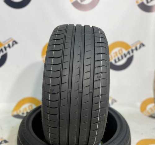 Triangle EffeXSport TH202 235/35 R19 91Y
