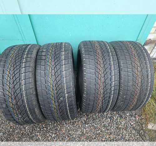 Dunlop SP LT Winter 265/45 R20 и 295/40 R20 106V