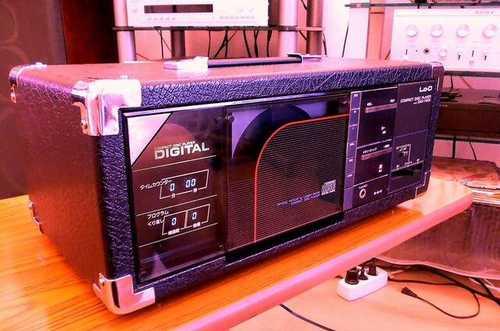 Проигрыватель CD Lo-D (Hitachi) DAD-1100K