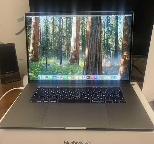 Apple macbook pro 16 2019 i7/16 gb/512gb