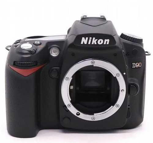 Nikon D90 body (пробег 8 600 кадров)