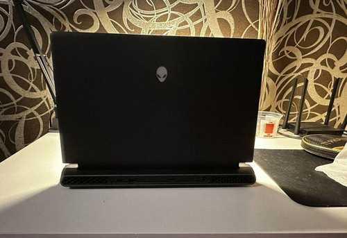 Игровой ноутбук Dell alienware m15 R16