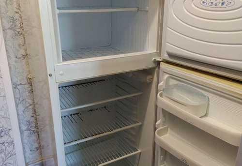 Продам холодильник рабочий Nord