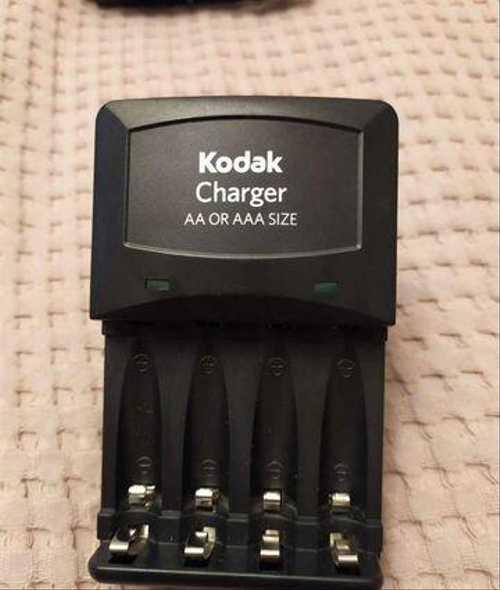 Зарядное устройство Kodak AA и AAA