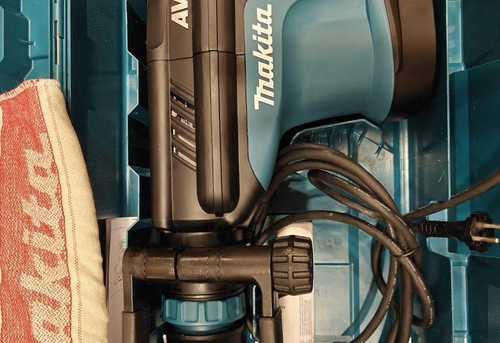 Молоток отбойный Makita HM 1213 C