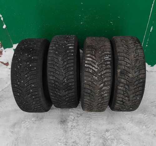 Marshal Wintercraft Ice WI31  215/60 R16 90T
