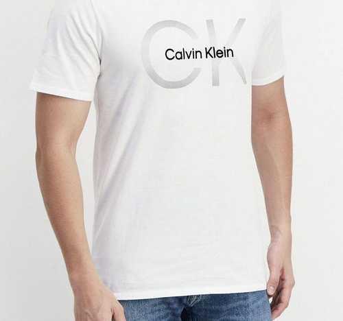 Calvin klein футболкa XL ориг