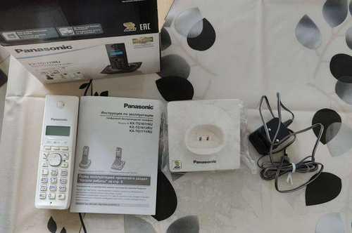 Беспроводной телефон Panasonic KX-tg1711ru