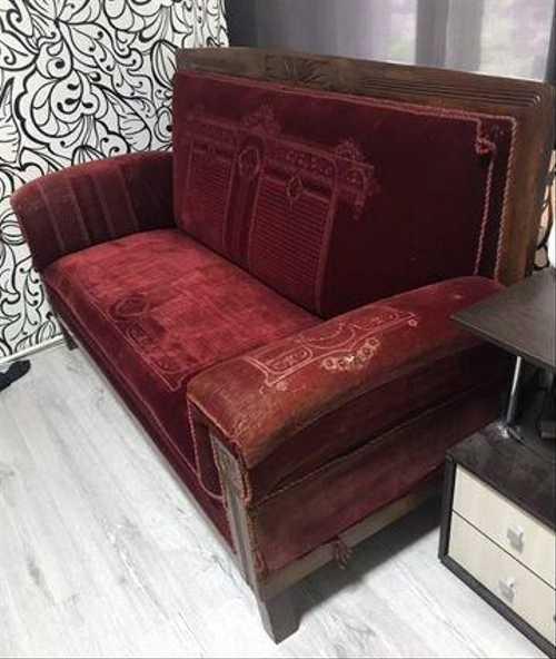 Немецкий Старинный антикварный диван