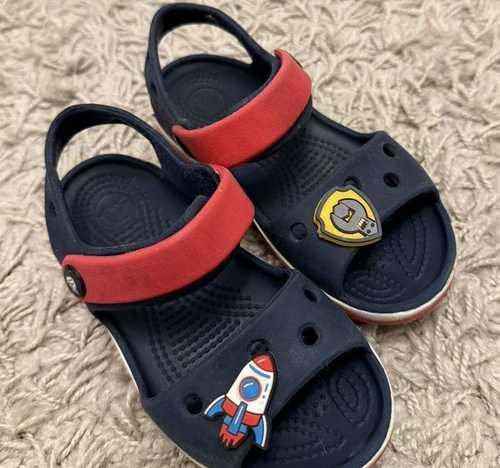 Сандали crocs c9