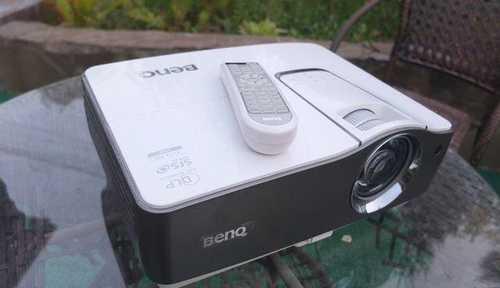 Benq W1200 Full HD DLP проектор