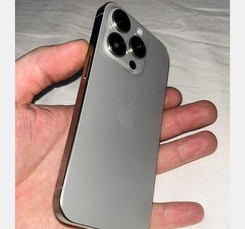 iPhone 15 Pro, 256 ГБ