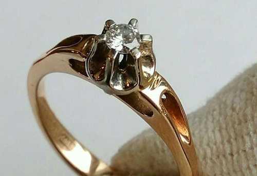 Золотое кольцо тюльпан 585 с бриллиантом