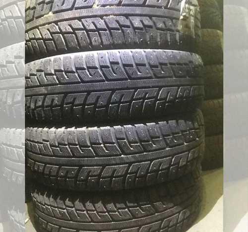 Kumho WinterCraft Ice WI31 205/70 R15