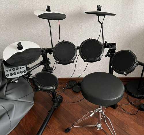 Электронные ударные Alesis Debut Kit