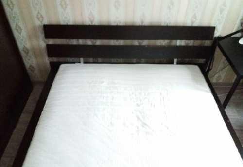 Кровать двухспальная 180х200 с матрасом 160х200