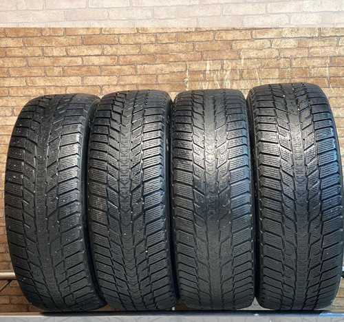 Nexen Winguard Ice Plus 215/60 R17