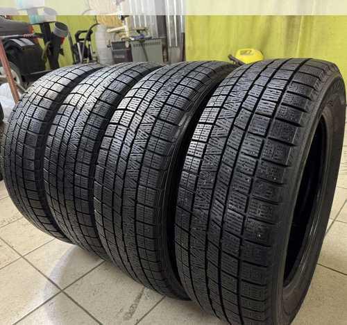 Nankang ESSN-1 Corsafa 215/60 R17