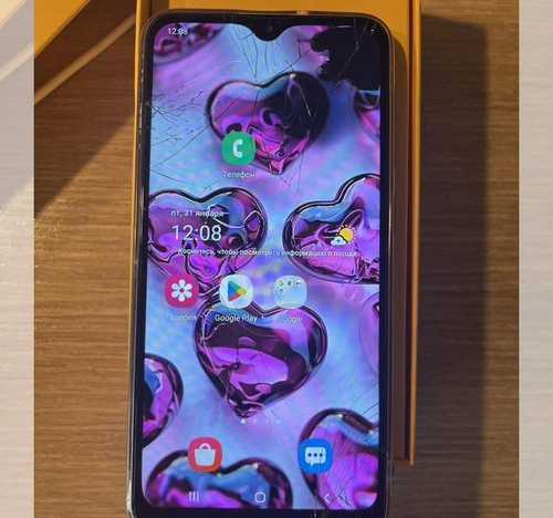 Samsung Galaxy A10, 2/32 ГБ