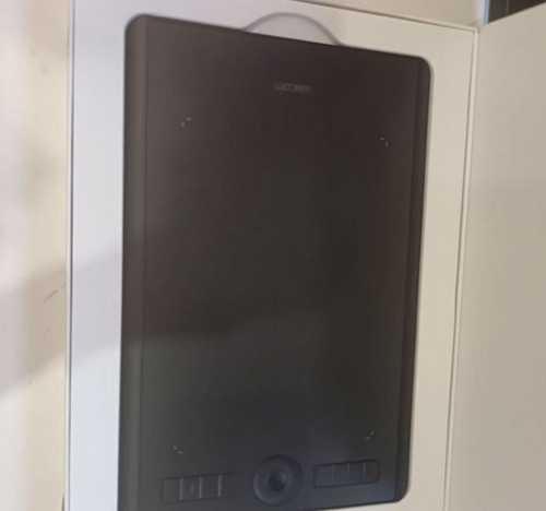 Графический планшет wacom intuos pro pth-660