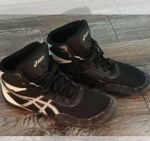 Борцовки asics matflex