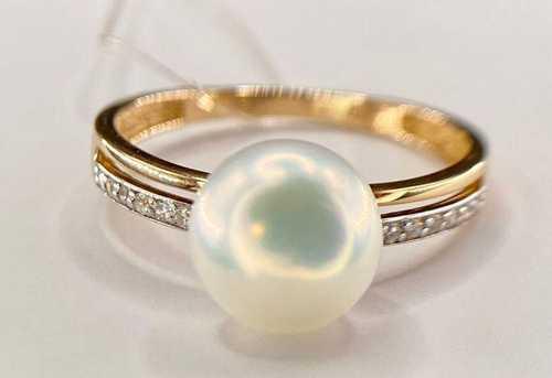 Золотое кольцо с жемчугом и бриллиантами (9 мая)
