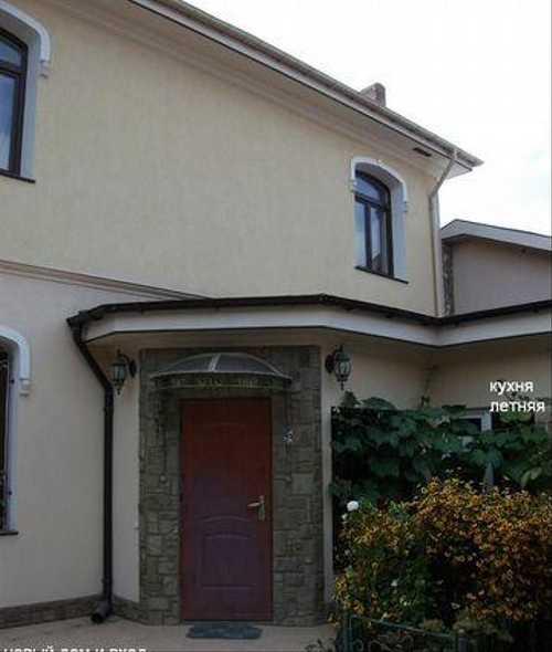 Продам козырёк над входной дверью