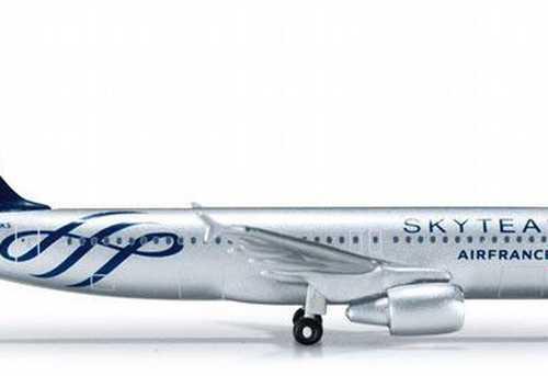 518758 Самолёт Air France Airbus A320 Skyteam 1:50