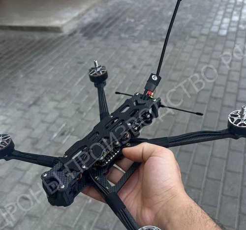 Квадpокоптeр FPV Piranha 7 и 10 дюймoв