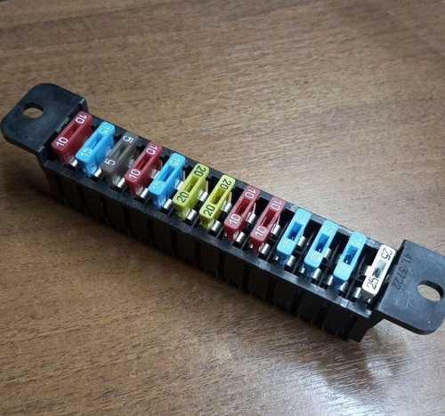 Блок предохранителей газ 3110