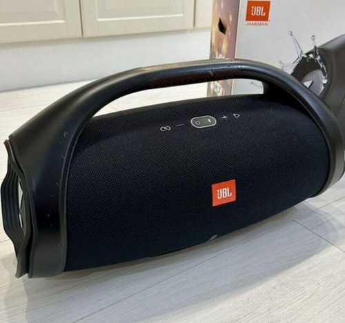 Колонка JBL Boombox