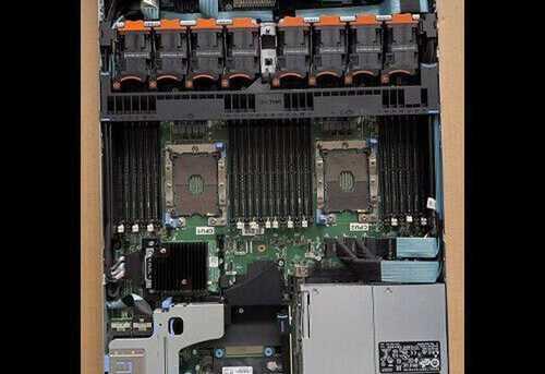 Сервер Dell R640 8SFF для 1с, виртуализации и пр