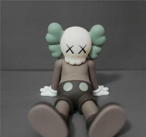 Фигура Kaws