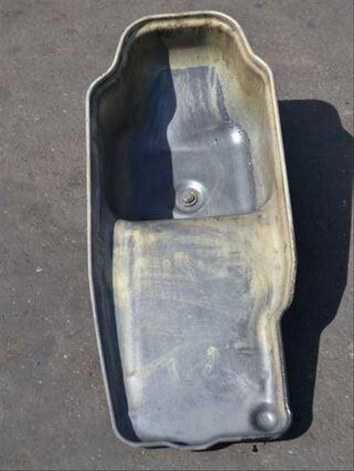 51058015572 MAN Поддон масляный MAN F2000/TGA
