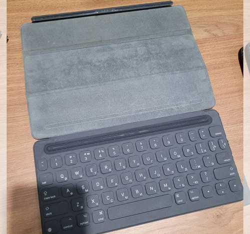 Клавиатура apple iPad SMART keyboard