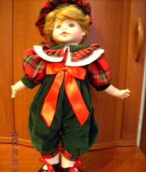 Французская коллекционная кукла-мальчик mundia