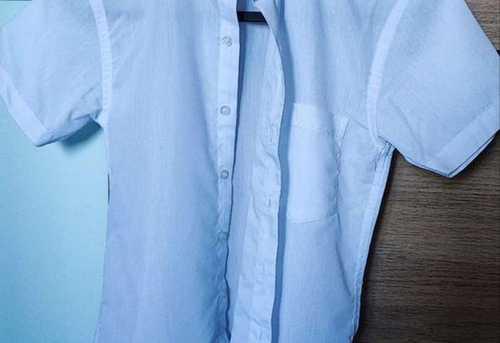 Рубашка белая с короткими рукавами
