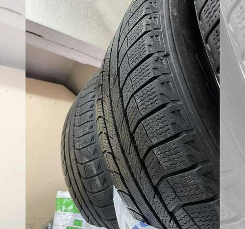 Michelin Latitude X-Ice North 255/50 R19