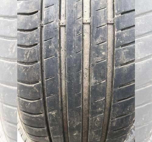 Triangle EffeXSport TH202 225/40 R19 и 225/35 R19 93Y