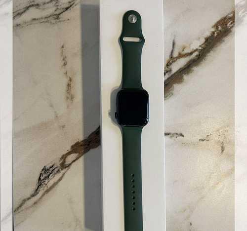 Часы Apple Watch Series 7 45 mm