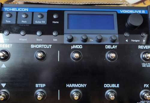 Вокальный процессор TC Helicon VoiceLive 2