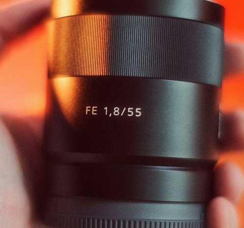 Sony Carl Zeiss 55/1.8 как новый