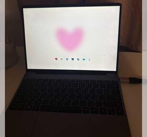 Huawei matebook d13
