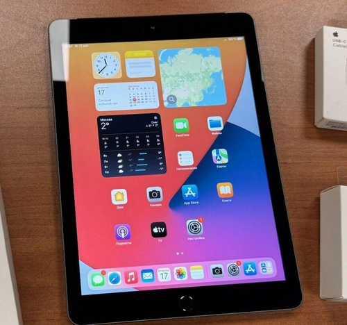 iPad 5 32gb с Сим-картой #560