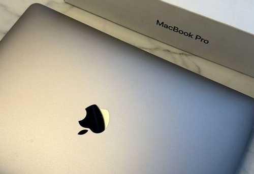 Macbook pro 13 2017 i5, 8GB RAM, 128 GB SSD, A1708