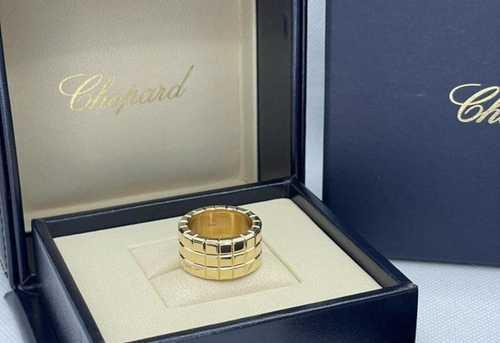 Золотое кольцо chopard ice cube