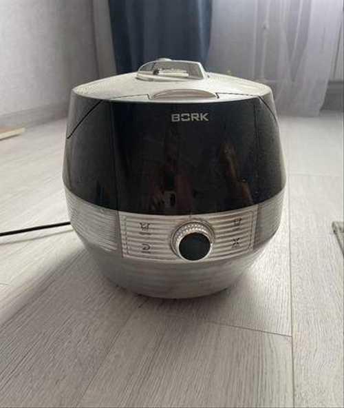 Мультиварка bork u803