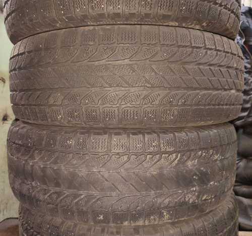 Bfgoodrich Winter Slalom 215/70 R15