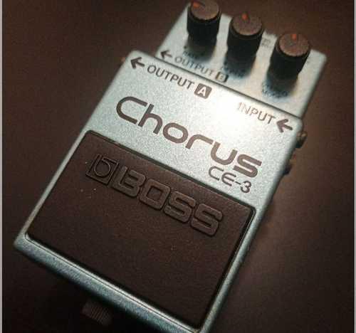 Гитарная педаль Boss CE-3